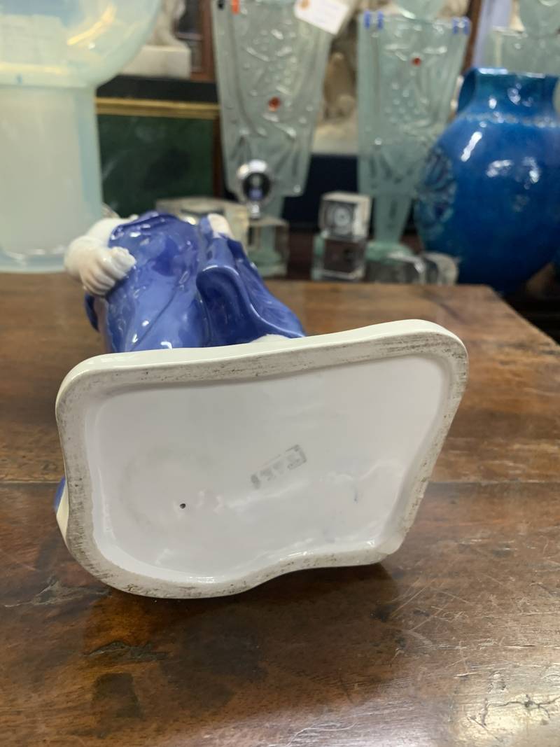 Grande statuina in ceramica inglese Staffordshire raffigurante Benjamin ...